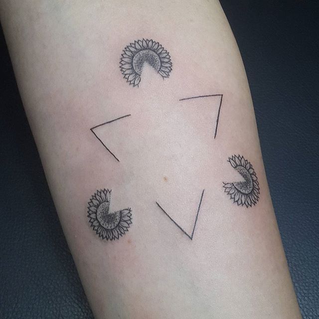 Chinelo Tattoo | TattooMenu